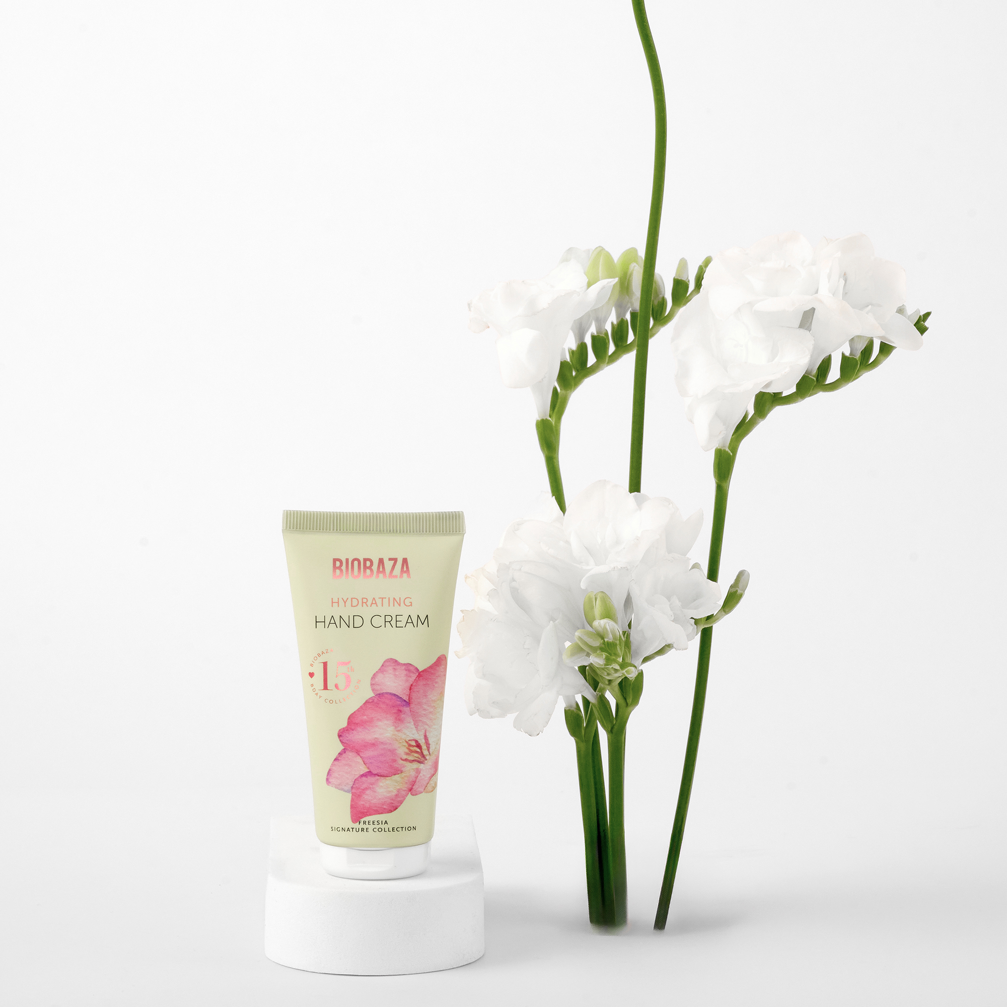 Signature Collection Freesia Hand cream, 50 ml | www.nesesser.com